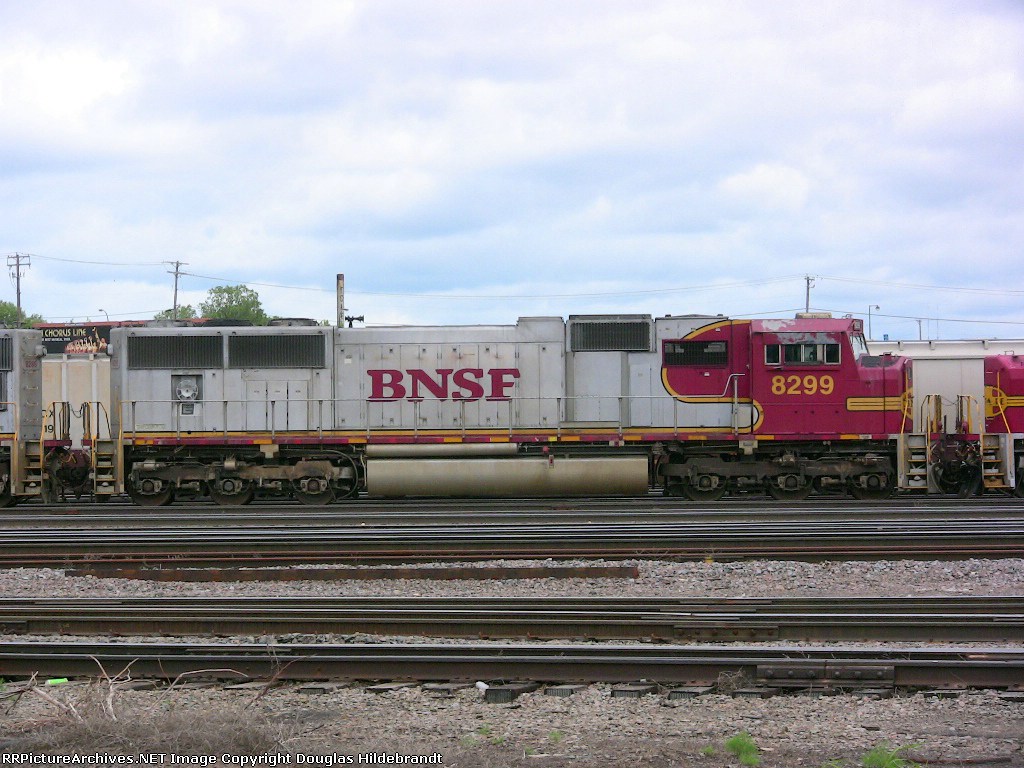 BNSF 8299